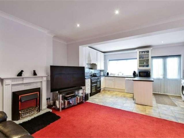 Chequers Orchard, Iver, SL0