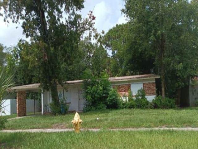 Cherokee Villa Ln