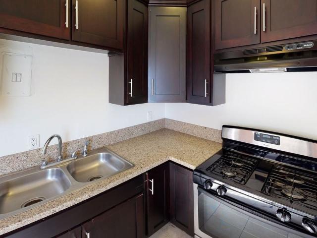 Cherokee Apts. Spacious Apartments in the Heart of Hollywood! CALL NOW! Studio Apartment for Rent at 1842 N Cherokee Ave, Los Angeles, CA 90028 Hollywood Hills West