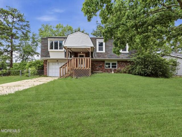 Cherokee Dr, Browns Mills, Home For Sale