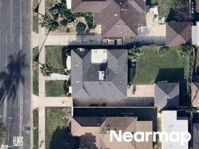 Cherrywood Ave