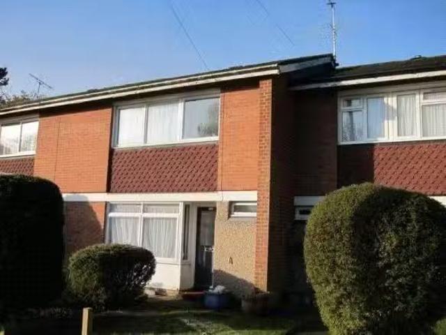 Cherrywood Avenue, Englefield Green, Egham, Surrey, TW20 0TE