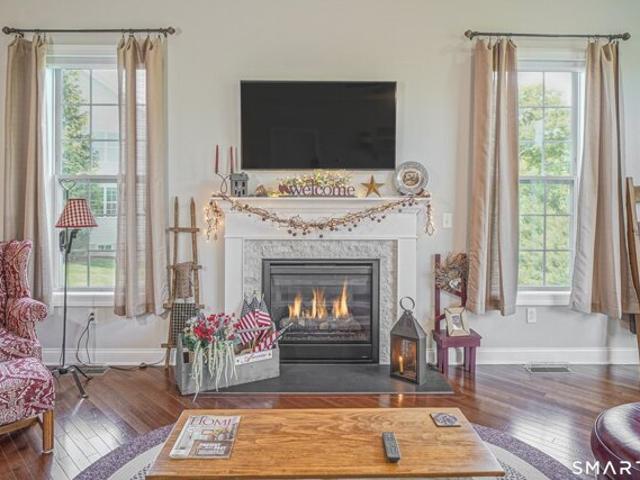 Cherry Cir Unit,prospect, Home For Sale