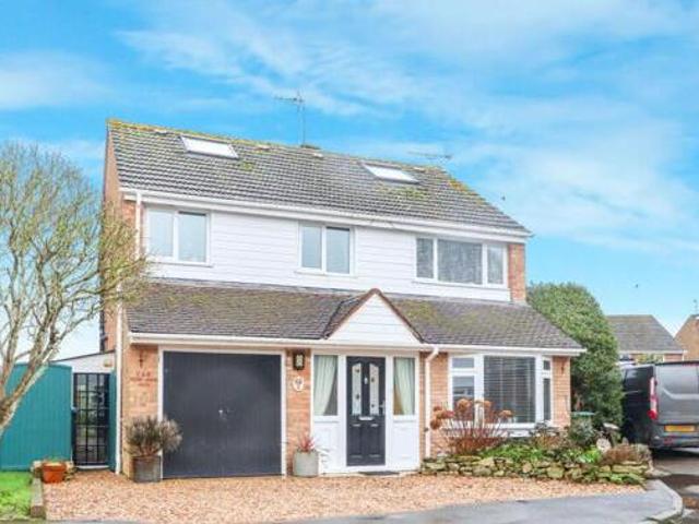 Cherry Close, Ettington, 4 Bedroom Detached