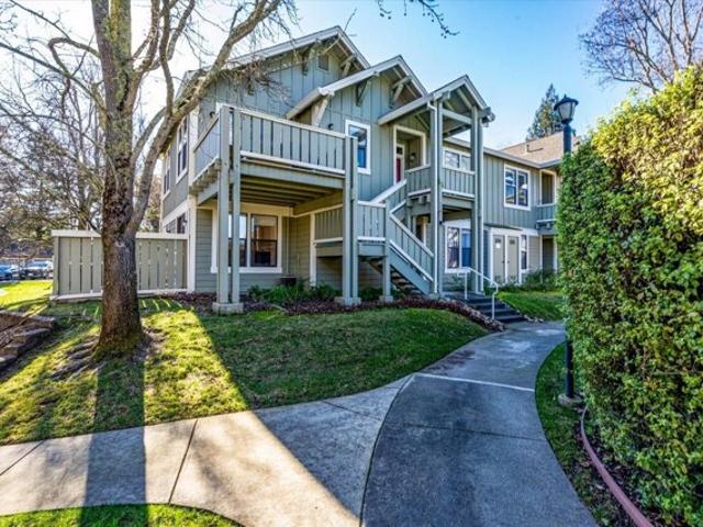 Cherry Ave, Sonoma, Condo For Sale