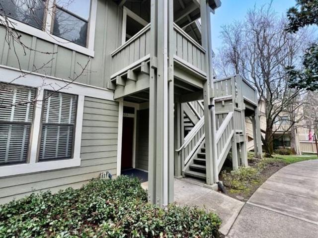Cherry Ave, Sonoma, Condo For Sale