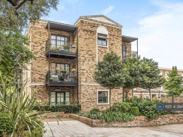 Cherry Blossom Court, London, W4 1 bed flat to rent £2,500 pcm £577 pw