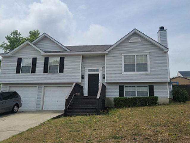 Cherry Grove Dr