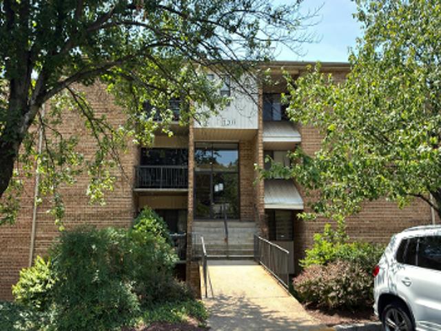 Cherry Hill Rd Apt 201