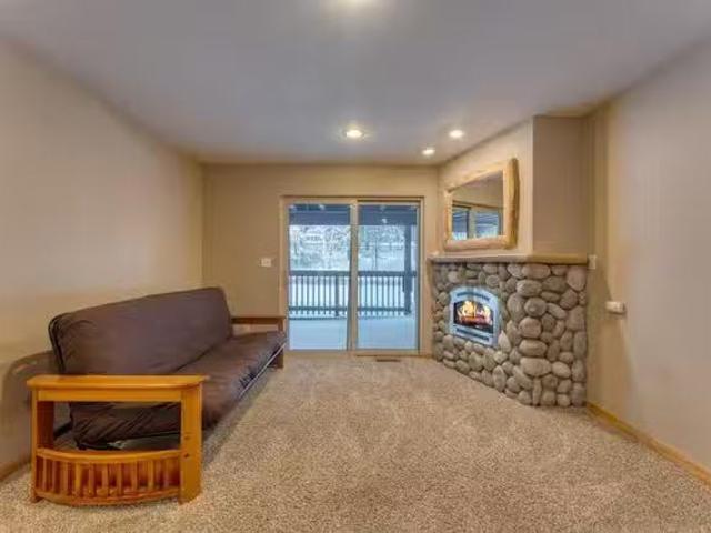 Cherry Hills Circle