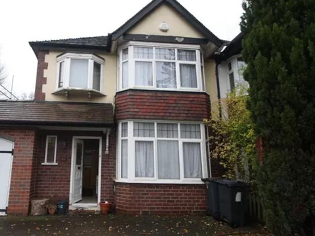 Cherry Orchard Primary School, Cherry Orchard Road, Birmingham, B20 2LB, United Kingdom | 4 bed duplex for rent #166484916 | Rentberry