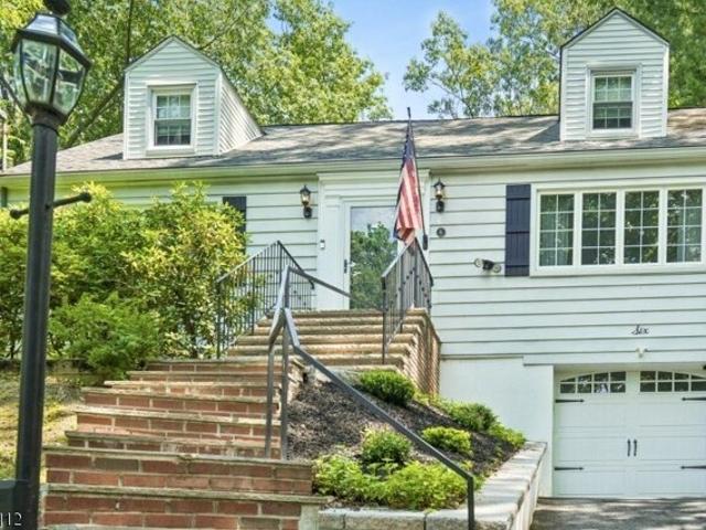 Cherry Ln, Caldwell Boro Township, Home For Sale
