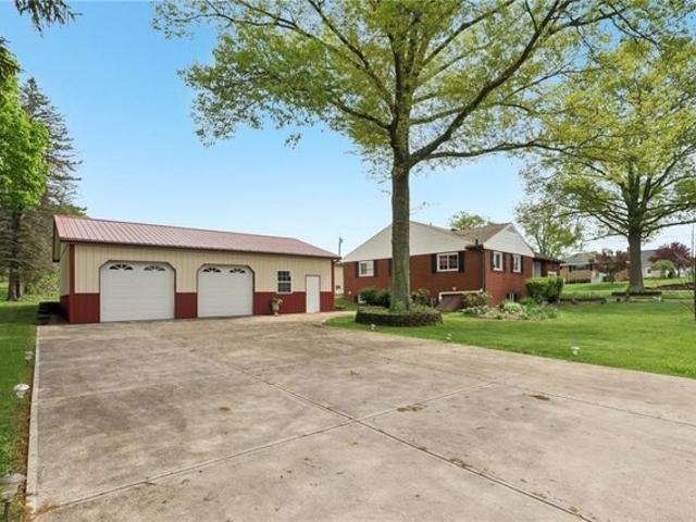 Cherry Ln, Aliquippa, Home For Sale