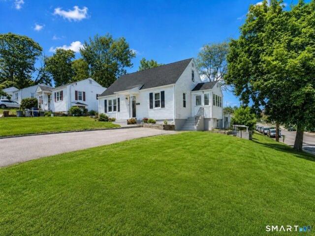 Cherry Ln, West Haven, Home For Sale