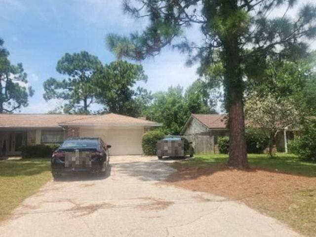 Cherry Laurel Dr