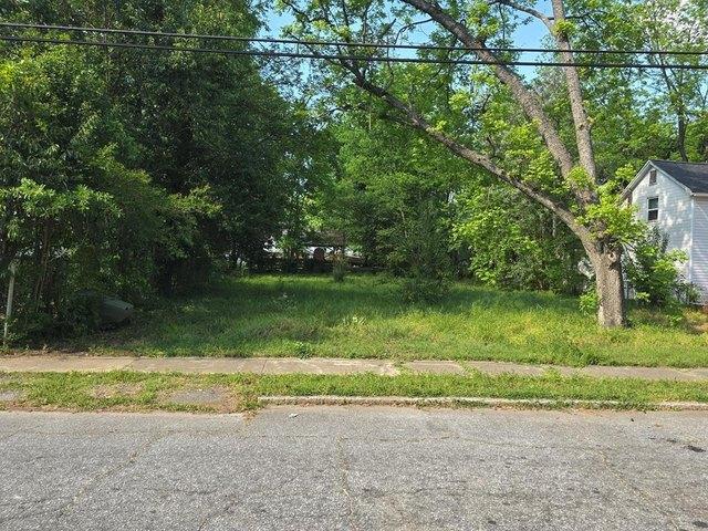 Cherry St, Gaffney, SC 29340