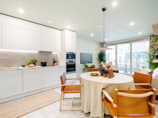 Cherry Park Lane London E20 2 bed apartment to rent £2,925 pcm £675 pw