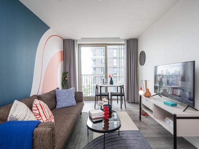 Cherry Park Lane, Stratford, London, E20 1 bed flat to rent £2,630 pcm £607 pw