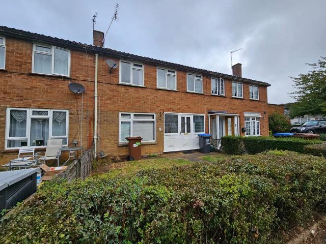 Cherry Way, Hatfield AL10 5 bed house share to rent £2,400 pcm £554 pw