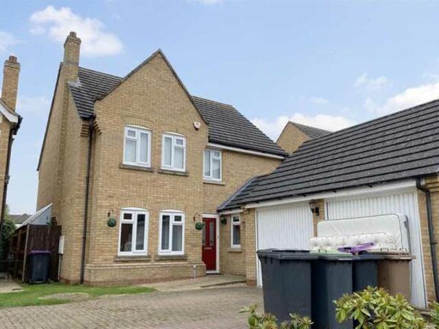 Cherry Tree Crescent, Cranwell, 5 Bedroom Detached