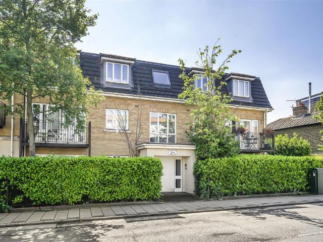 Cherry Tree House, Twickenham TW2, 2 bed flat to rent, £2,200 pcm | PrimeLocation