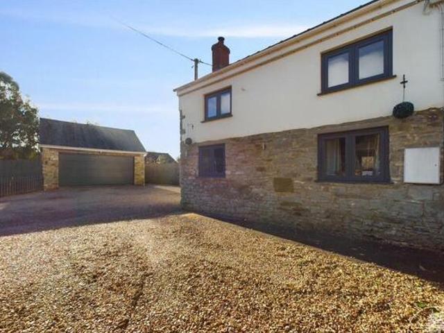 Cherry Tree Lane, Broadwell, 3 Bedroom Cottage