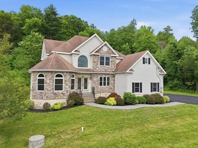 Cherry Valley Rd, Saylorsburg, Home For Sale