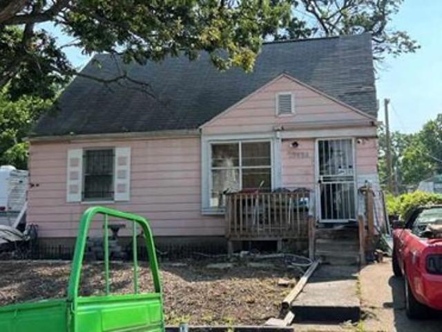 Cherrylawn St