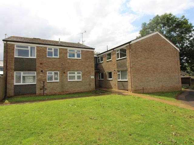 Cherwell Banks, Kings Sutton OX17 2 bed flat to rent £1,000 pcm £231 pw