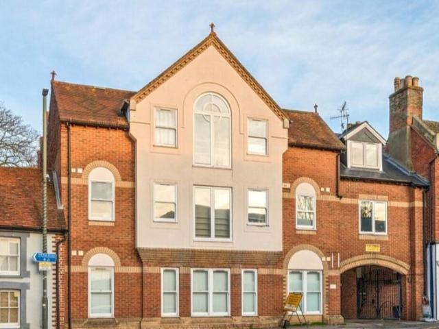 Chertsey Court, Guildford 1 bedroomProperty for lettings Seymours