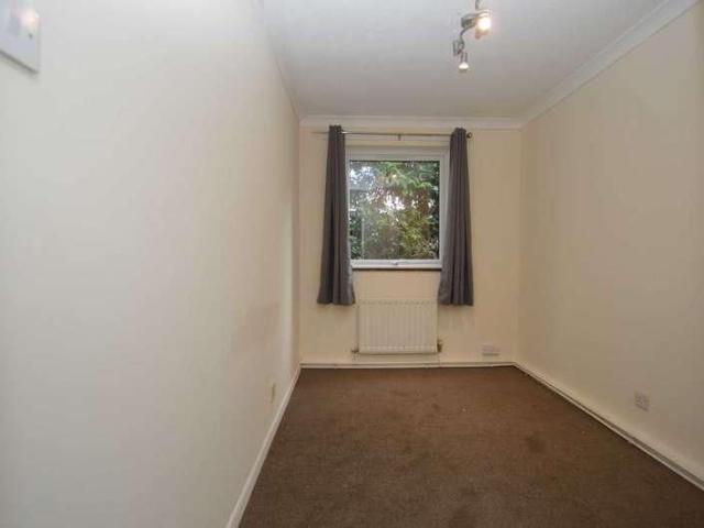 Chertsey, KT16