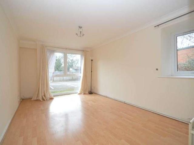 Chertsey, KT16