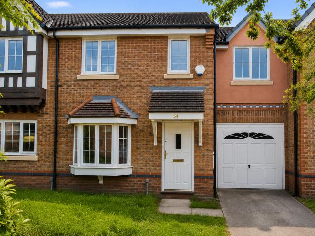 Chervil Close, Manchester M14 3 bed semi detached house to rent £1,675 pcm £387 pw