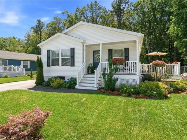 Cheryl Ln, Coventry, Home For Sale