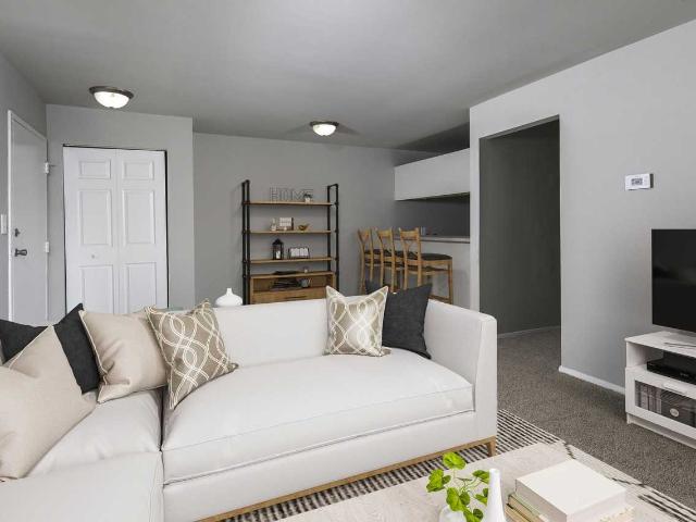 Chesapeake Pointe 2 Bedroom Apartment for Rent at 3537 Towne Point Rd, Chesapeake, VA 23321