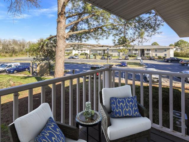 Chesapeake Pointe 2 Bedroom Apartment for Rent at 3537 Towne Point Rd, Chesapeake, VA 23321