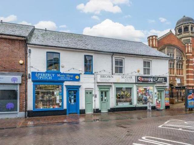 Chesham, Buckinghamshire, 2 Bedroom Apartment