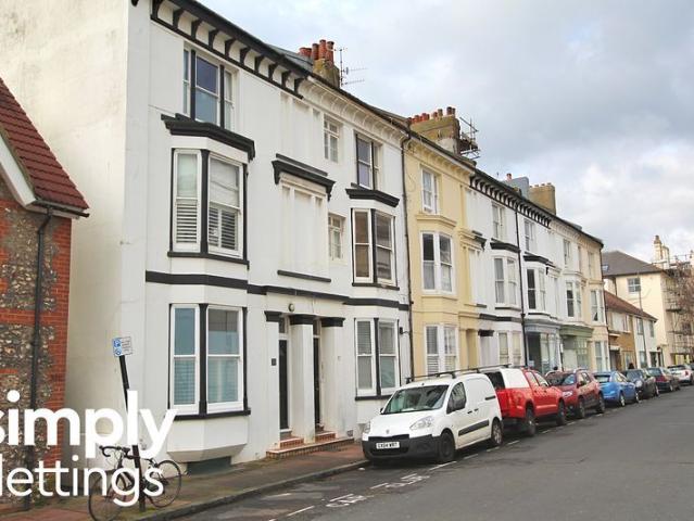 Chesham Road, Brighton BN2, Studio to rent, £750 pcm | PrimeLocation