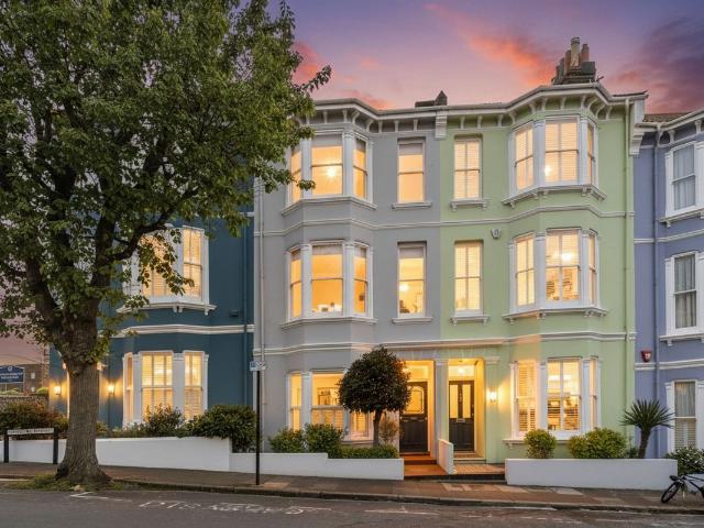 Chesham Street, Brighton BN2, 3 bed terraced house to rent, £3,000 pcm | PrimeLocation