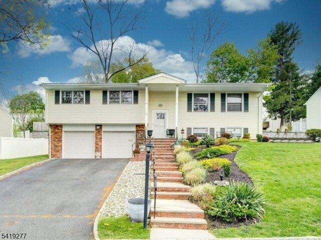 Cheshire Ter, West Orange, Home For Sale