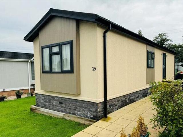 Cheshire Park Homes, Chester Road, 2 Bedroom Property
