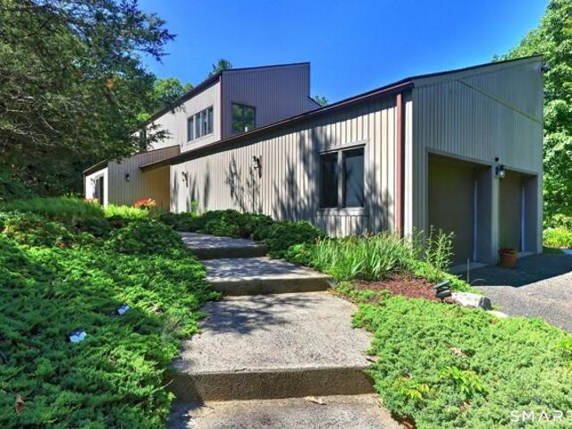 Cheshire Rd, Bethany, Home For Sale