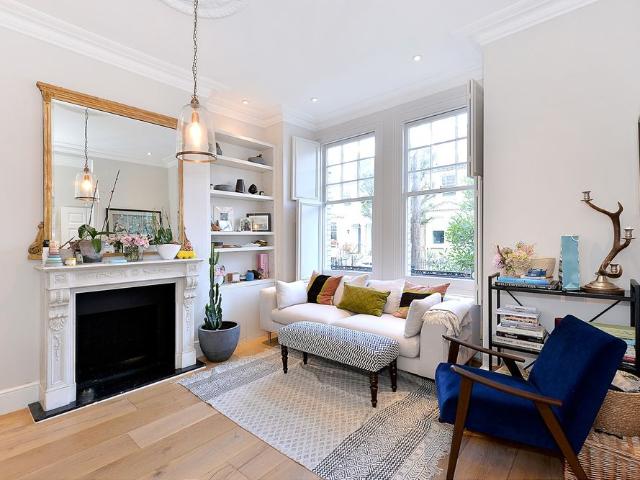 Chesson Road, West Kensington, Hammersmith and Fulham, London, W14