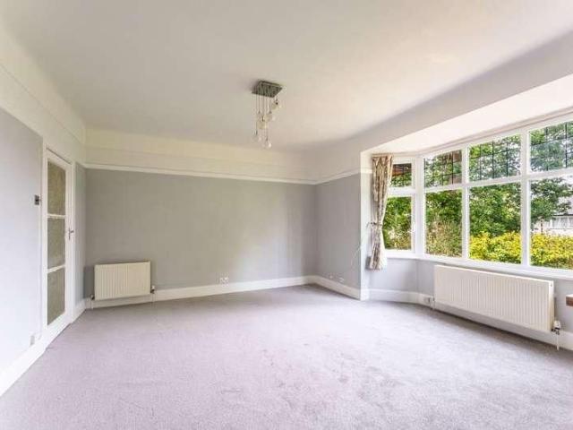 Chessel Avenue, Bournemouth, BH5
