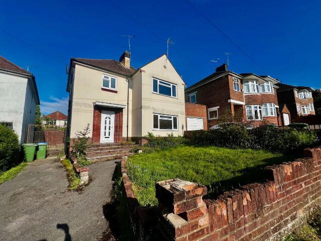 Chessel Crescent, Southampton SO19, 3 bed property to rent, £1,850 pcm | PrimeLocation