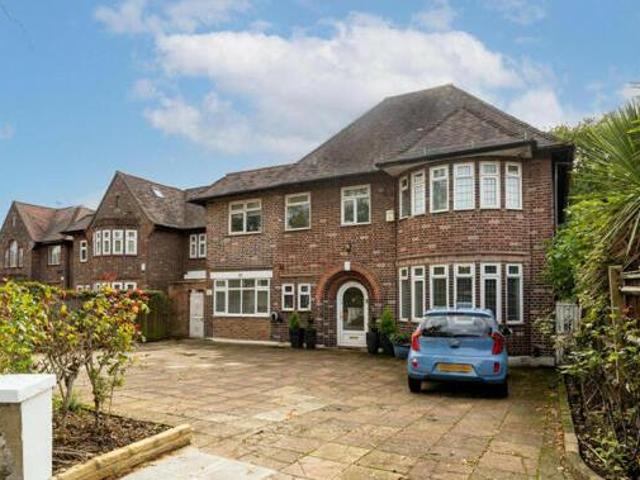 Chessington Avenue, London, 5 Bedroom Detached