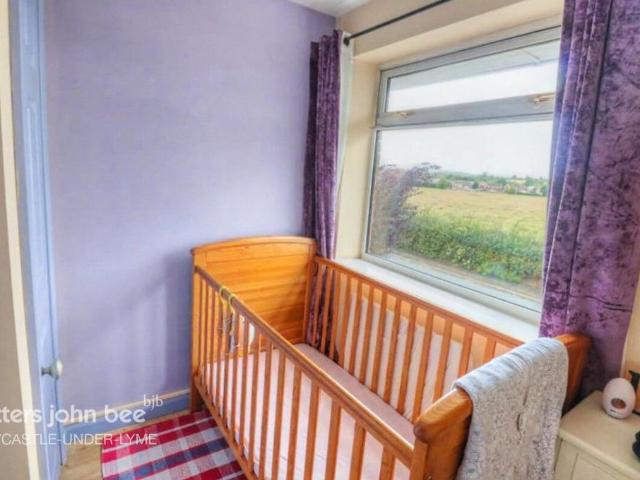 Chessington Crescent, STOKE ON TRENT 3 bed semi detached house to rent £1,295 pcm £299 pw