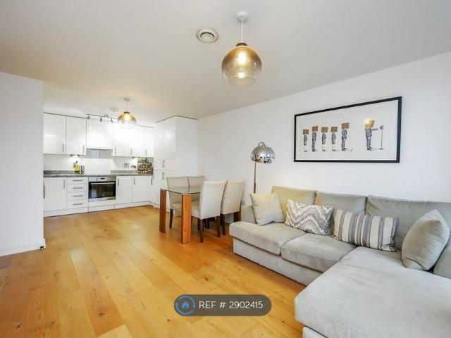 Chesworth Court, London E1, 1 bed flat to rent, £1,975 pcm | PrimeLocation