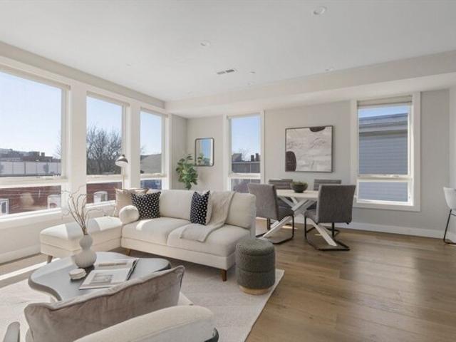 Chestnut Unit,boston, Condo For Sale