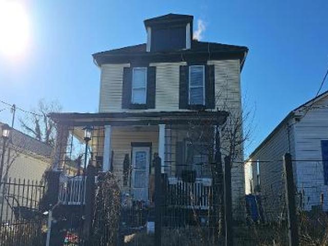 Chestnut Ave NW